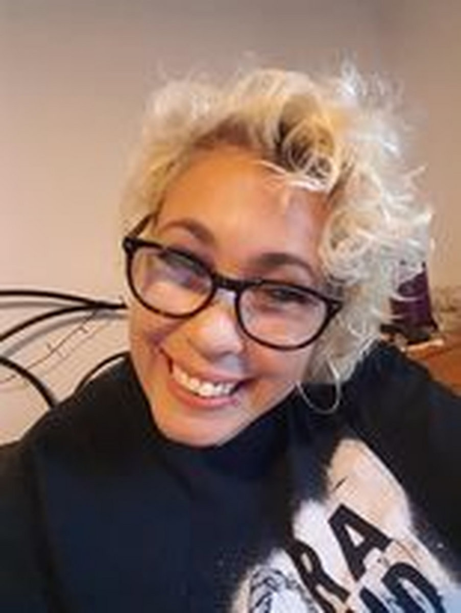 Bonus Episode - Dee Dickens (Ashley Edge book launch, Spoken Label ...