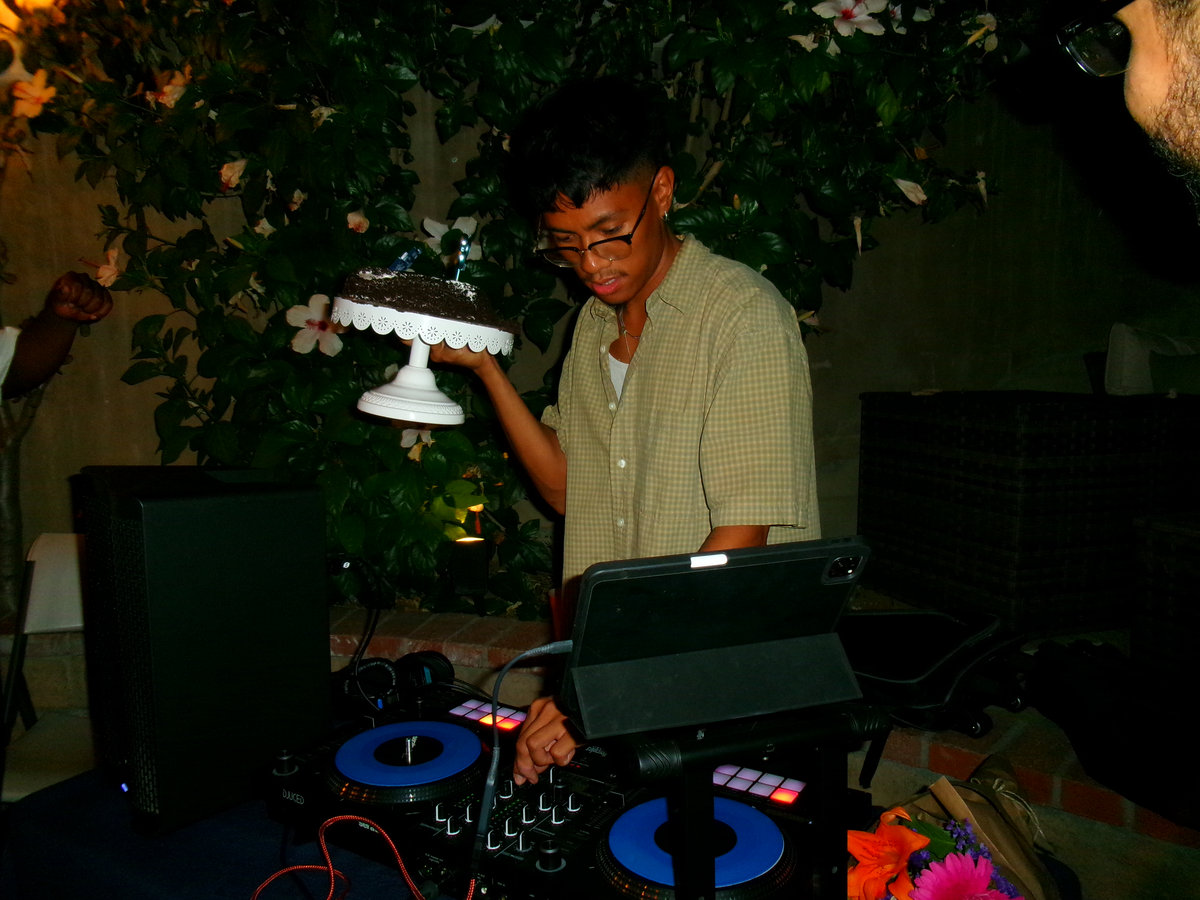 FL¡PZ Vol. 1 | Gerald De Jesus