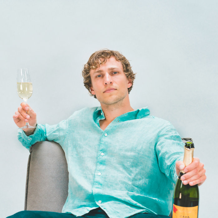 Champagne | Dylan Hand