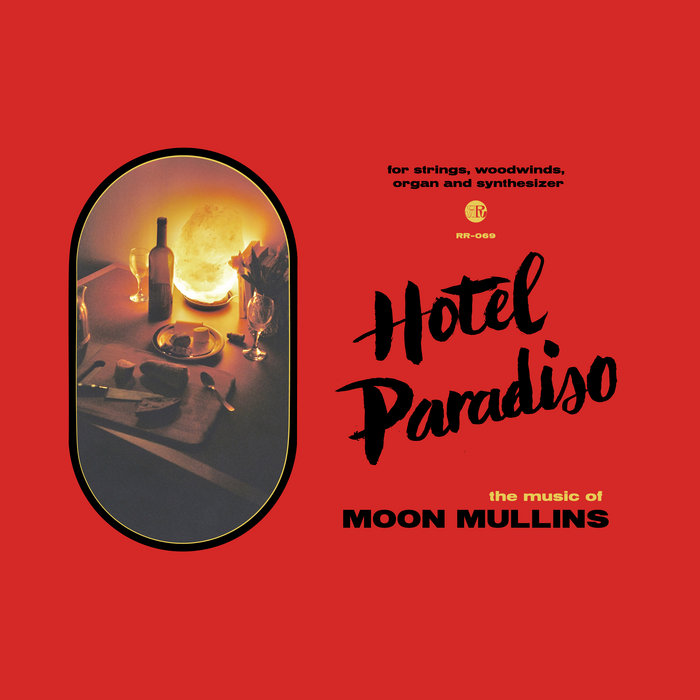 Hotel Paradiso | Moon Mullins
