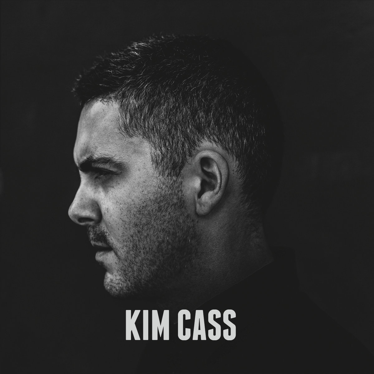 kim-cass-profiles-instagram-twitter-tiktok-foller