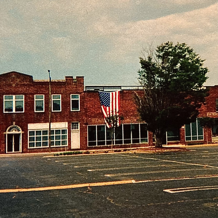 Straitjacket Blues Revisited | Ryan Lockhart