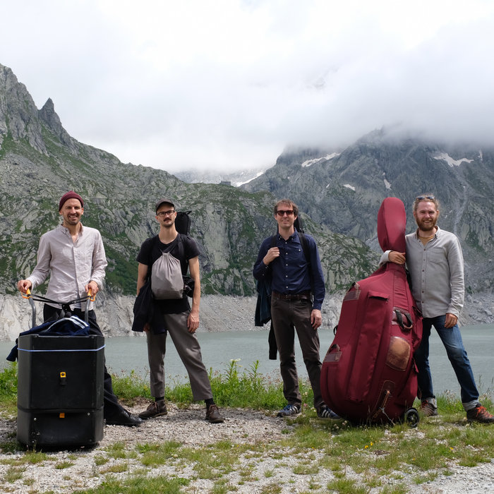 Strassenköters – Après la France | Strassenköters | Raphael Walser