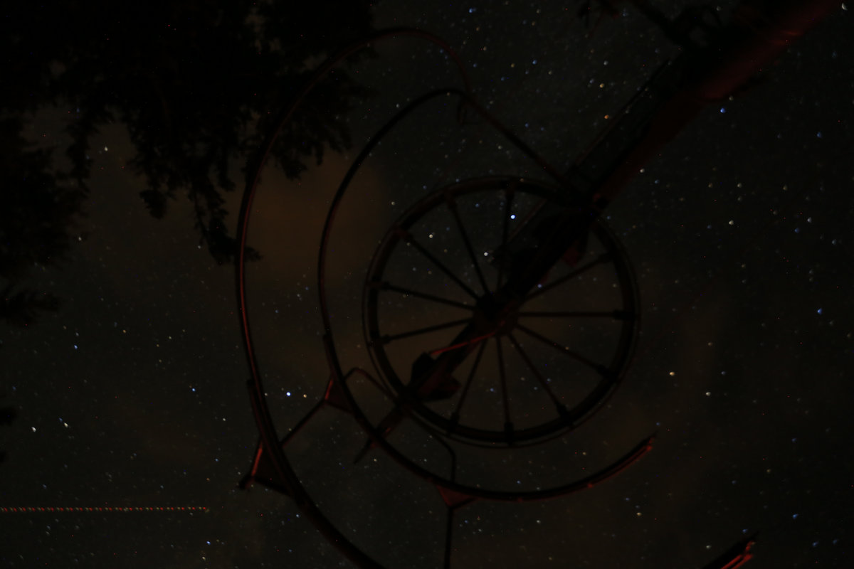 L'éternité par les astres | Emma Loriaut & Julien Clauss