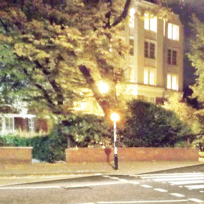 ABBEY ROAD | BENBENEK