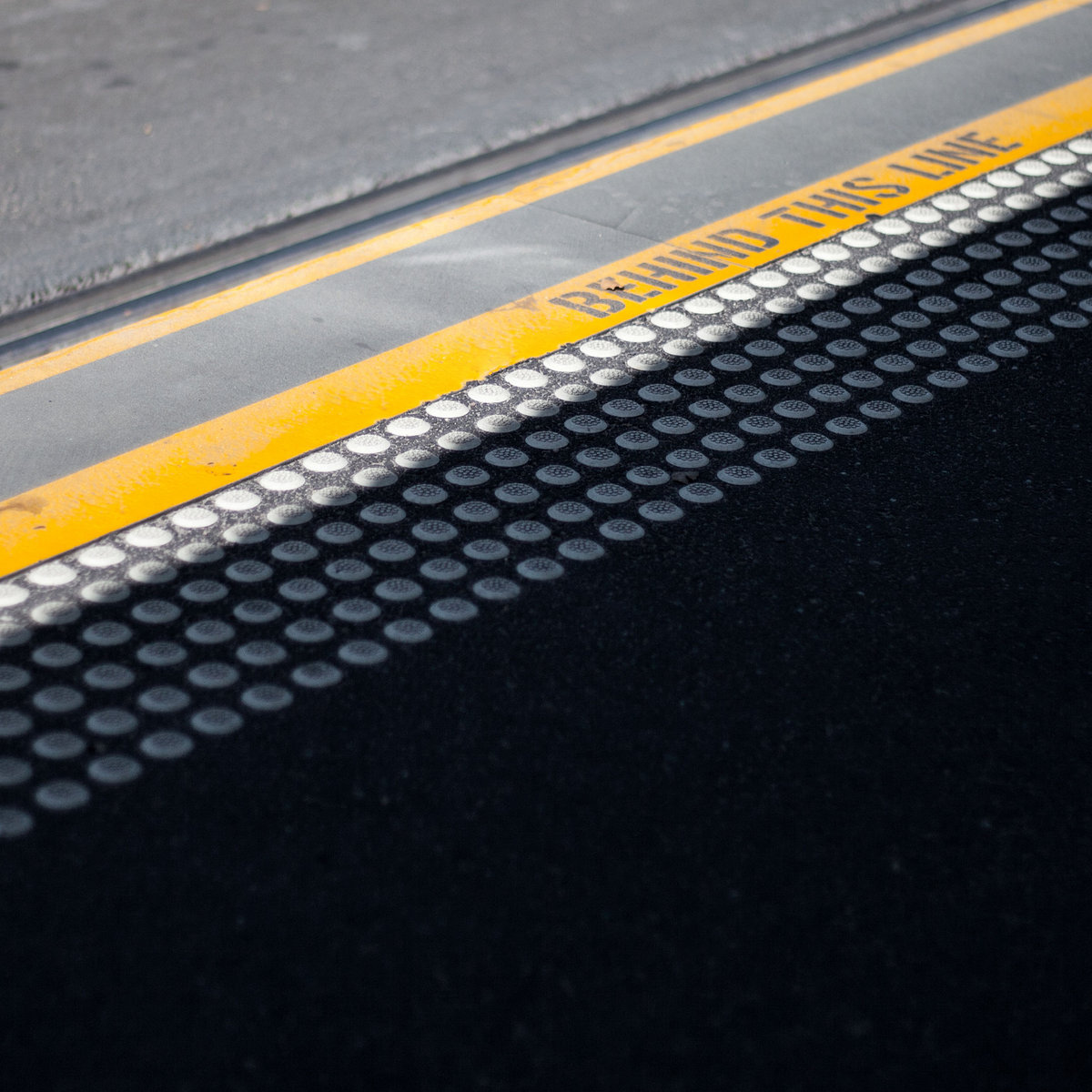 Behind this line | Boris Divjak